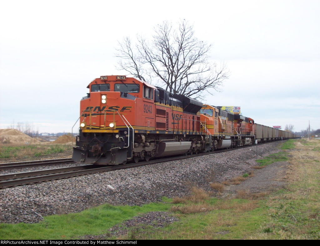 BNSF 9243